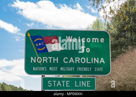 Welcome to North Carolina Sign USA Stock Photo - Alamy