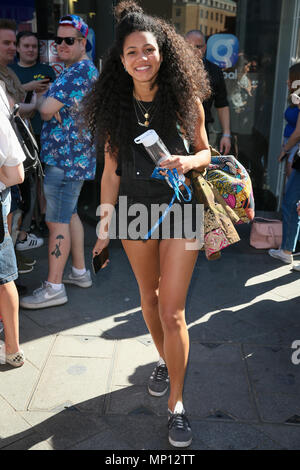 Capital Radio Presenter Vick Hope leaving Global Radio Studios after ...