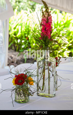 decorations for wedding ceremonies table flowers decorations location ...
