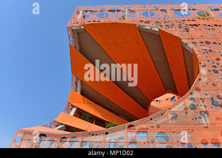Detail of the Orange Cube building (multi-use), out skin design by ...