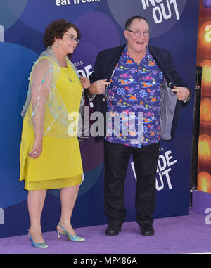 John Lasseter and wife Nancy and family John Lasseter honoured with a ...