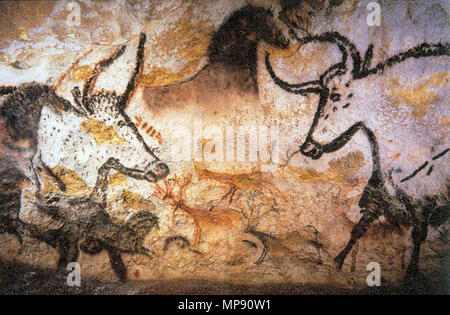 Cave Art - Lascaux - Prehistoric cave painting of running horse, from ...