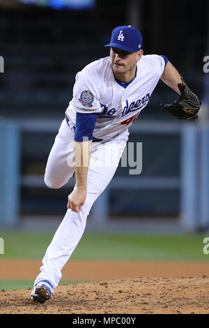 Colorado Rockies relief pitcher Daniel Bard (52) throws against the ...