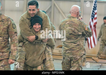 863rd Engineer Battalion return home after a ten month deployment. (US ...