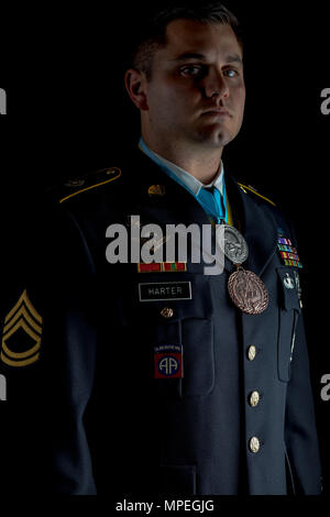 Staff Sgt. Nikki Felton, a Soldier with Headquarters and Headquarters ...