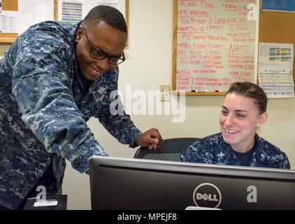 Hospital Corpsman 3rd Class Melissa Lusk, assigned to the Arleigh Burke ...