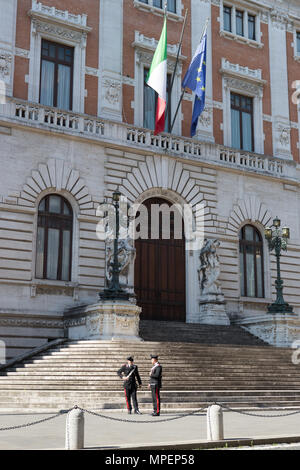 piazza del Parlamento and parliament building in Rome Stock Photo - Alamy