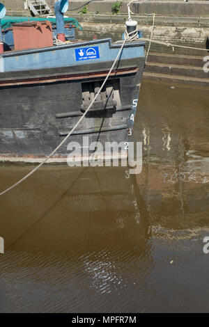 Neilsen's boatyard and dry dock at Gloucester Docks in southern England ...
