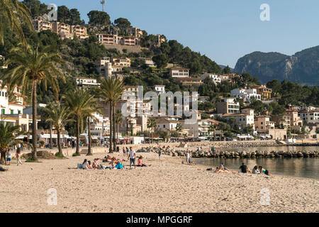 Strand Platja des Traves in Port de Soller, Mallorca, Balearen, Spanien ...