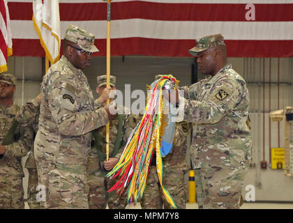 525th Military Intelligence Brigade Commander Col. James E. Walker ...