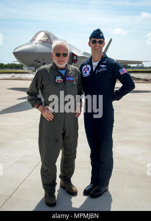 Astronaut Buzz Aldrin poses for a photo at the in Beverly Hills, Calif ...