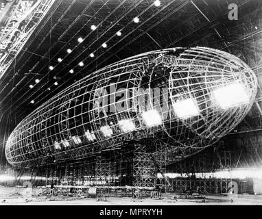 World's largest dirigible near completion, The metal skeleton of the ...