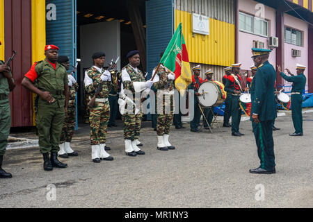 Cameroonian Maj. Gen. Baba Souley, chief of land forces for Cameroon ...