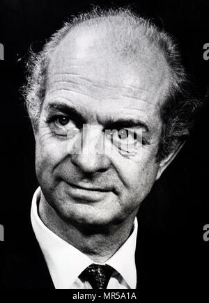Linus Pauling, American Biochemist Stock Photo - Alamy