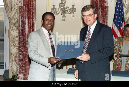 man accepting award taking a picture Stock Photo - Alamy