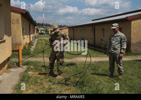 Florida Army National Guard, 870th Engineer Company (SAPPERS) attached ...