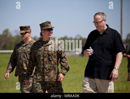 From right, Lt. Col. Laura Wood, Joint Personal Effects Depot officer ...