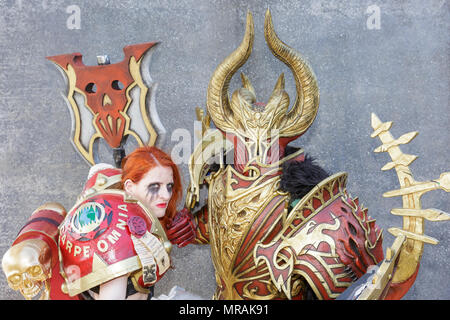 Two concept art characters from Warhammer 40K pose in their elaborate ...