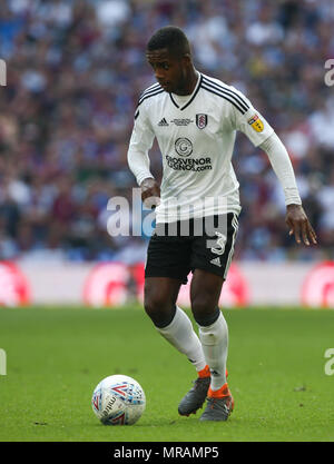 Ryan Sessegnon of Fulham on the ball defended by Sean Longstaff of ...