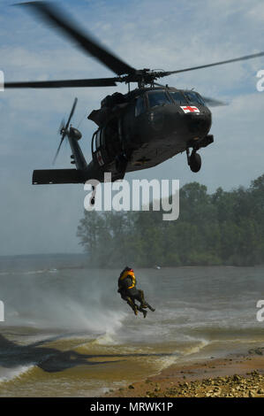 Combat Medic Refresher Course Stock Photo - Alamy
