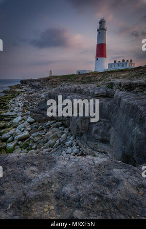 PORTLAND BILL LIGHTHOUSE AT SUNSET IN DORSET Stock Photo - Alamy
