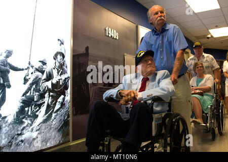 USS Arizona survivor Navy Seaman First Class Donald Stratton salutes ...