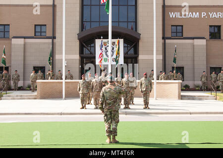 Maj. Gen. Francis M. Beaudette, 1st Special Forces Command commanding ...