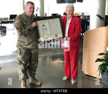 Maj. Gen. Sheryl Gordon, outgoing Alabama National Guard adjutant ...