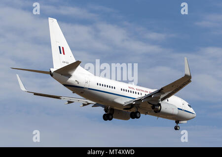 Royal Australian Air Force VIP Aircraft - 34 SQN - Boeing 737 BBJ Stock ...
