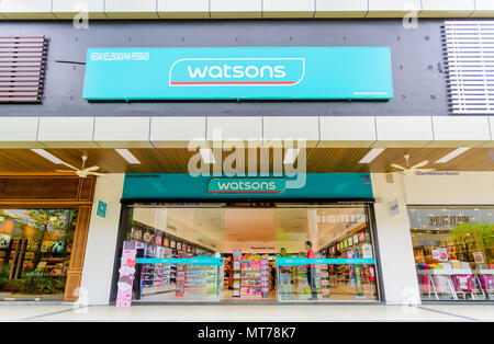 Watsons is the largest health care and beauty care chain store in Asia ...