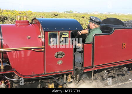 Steam locomotive Hercules in its fine red livery on the Romney, Hythe ...