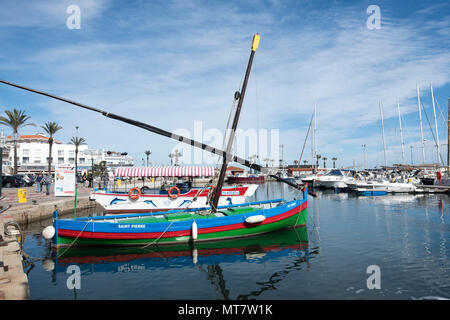 Traditional Catalan fishing boats moored in the harbour of Collioure ...