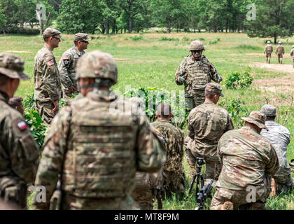 Illinois National Guard sniper course Stock Photo - Alamy