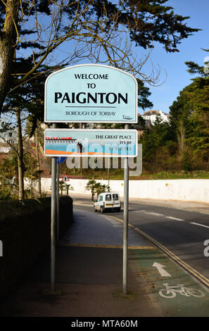 Welcome to Paignton sign Stock Photo - Alamy