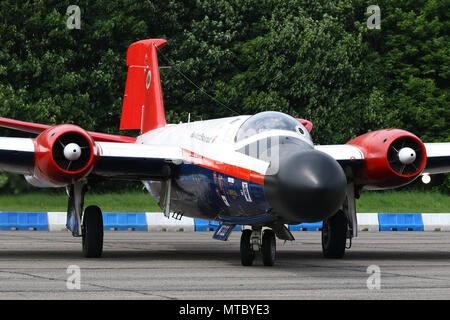 The English Electric Canberra B6 jet bomber Stock Photo - Alamy