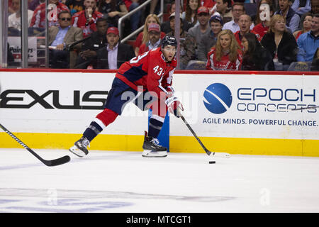 Washington Capitals right wing Tom Wilson (43) celebrates his goal with ...