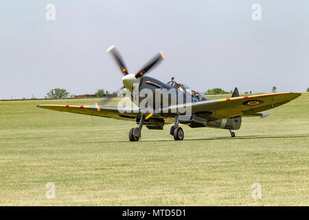 Sywell. Northamptonshire. U.K. 24th May 2018. A T6 Harvard warbird at ...