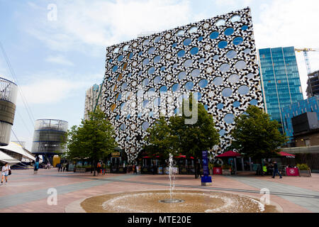 Ravensbourne University (formerly the Ravensbourne College of Design ...