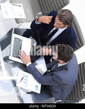 successful employees discussing important issues Stock Photo - Alamy