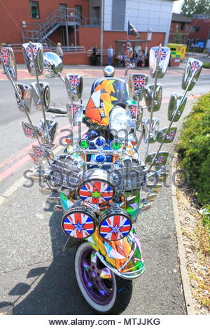 Mod scooter with lights and mirrors 60's icon British Brit The Who ...