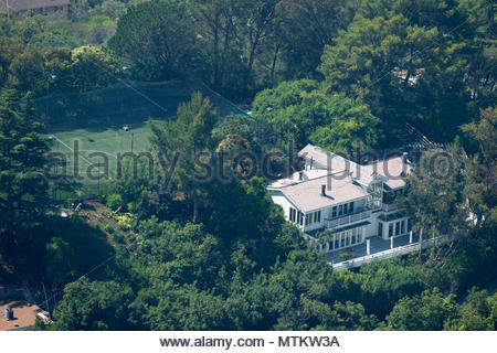 Aerial view of Robbie Williams ' home in Los Angeles. Los Angeles Stock ...