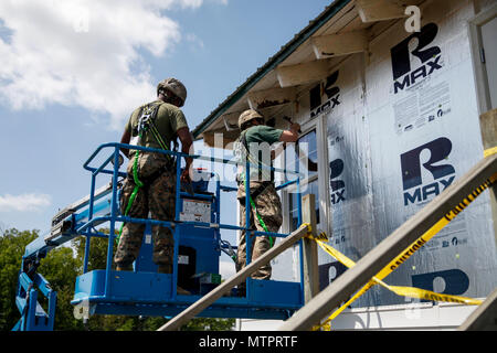 British Army Spr. John Rees (right), commando with 131 Commando ...