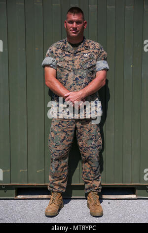 Gunnery Sgt. Scott M. Dahn, the training chief for 3rd Maintenance ...