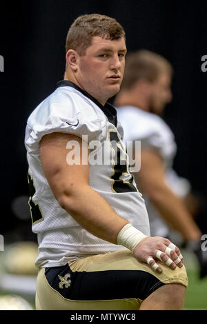 New Orleans Saints center Will Clapp (76) walks through drills during ...