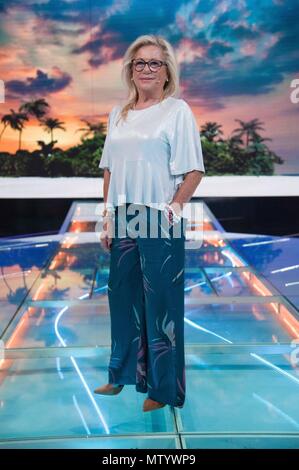 MAYTE ZALDIVAR Cordon Press Stock Photo - Alamy