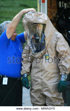 Training for Workers Responding to Toxic Chemical Spills Stock Photo ...