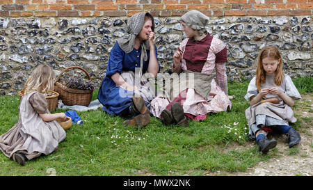Victorian Working Class - the 'great unwashed'. Lower class Victorian ...