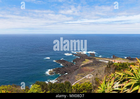 Ponta da Ferraria thermal bath facilities on Sao Miguel Island in ...