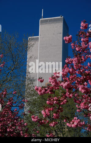 1999 HISTORICAL TWIN TOWERS (©MINORU YAMASAKI 1973) DOWNTOWN SKYLINE ...