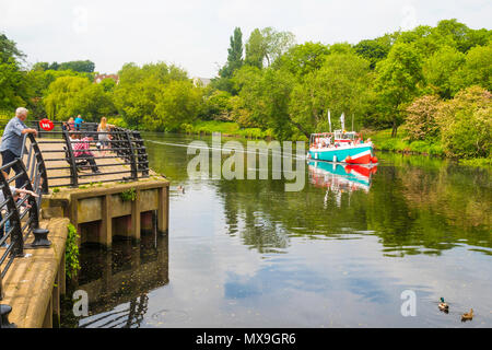 Pleasure boat Juno on a trip down the river Tees from Yarm Stock Photo ...